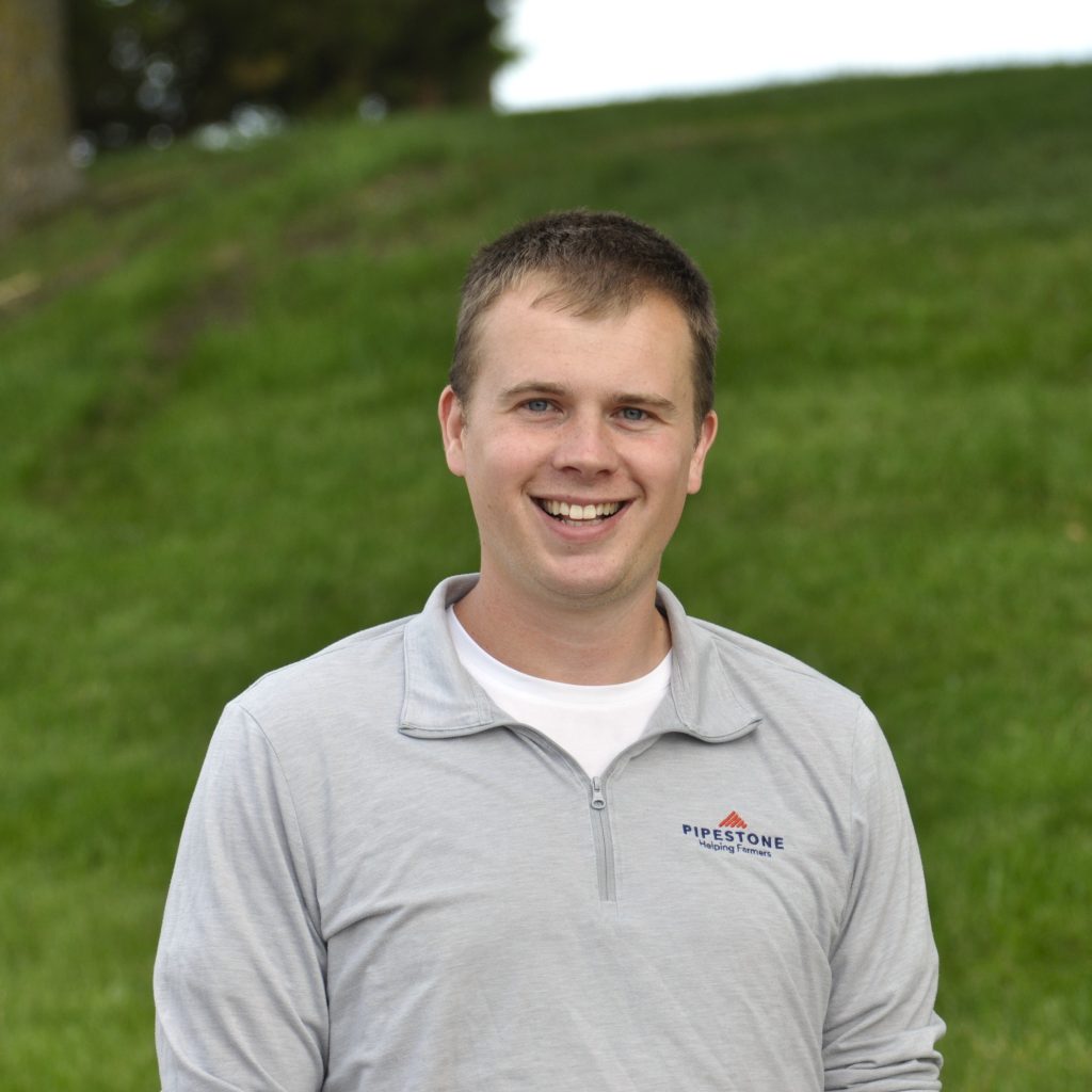Tyler Clayton: Logistics in Action - Swineweb.com - Complete Swine News ...